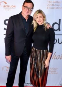 Kelly Rizzo (Bob Saget's Wife) Wiki, Age, Family, Biography & More - WikiBio