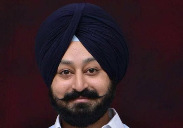 Ajitpal Singh Kohli Wiki, Age, Wife, Family, Biography & More - WikiBio