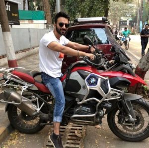 Ali Merchant Wiki, Height, Age, Girlfriend, Wife, Family, Biography ...