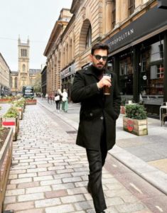 Karan V Grover Wiki, Height, Age, Girlfriend, Wife, Family, Biography ...