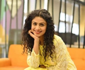 Manasi Parekh Wiki, Height, Age, Boyfriend, Husband, Family, Biography ...