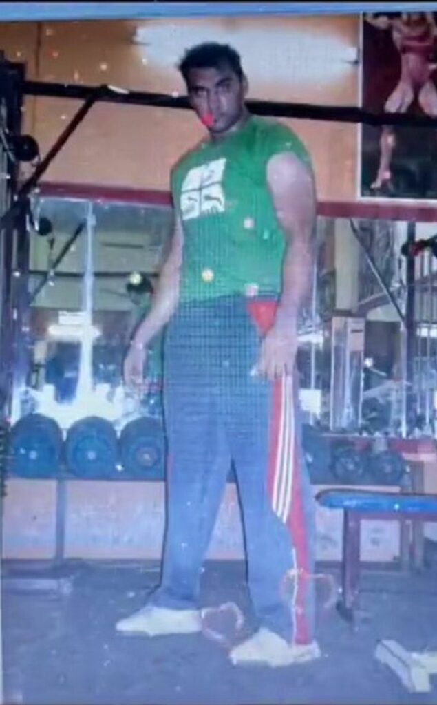 Tajinderpal Singh Toor Wiki, Height, Age, Wife, Family, Biography ...