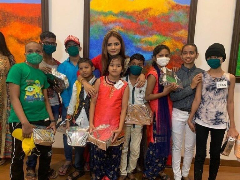 Neetu Chandra Wiki, Age, Boyfriend, Husband, Family, Biography & More ...