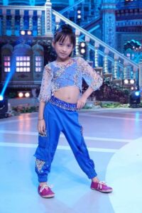 Gunjan Sinha Wiki, Age, Family, Biography & More - WikiBio