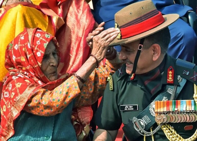 Anil Chauhan (CDS) Wiki, Age, Caste, Wife, Children, Family, Biography ...