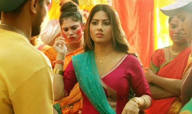 Krishna Mukherjee Wiki, Height, Age, Boyfriend, Husband, Family ...