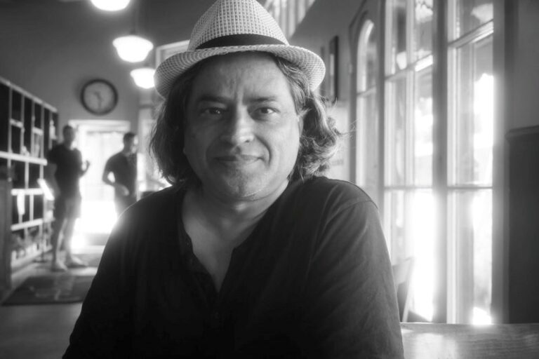 Pan Nalin Wiki, Age, Wife, Children, Family, Biography & More - WikiBio