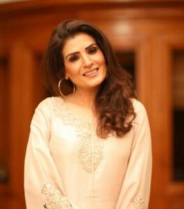 Resham (actress) Wiki, Age, Husband, Family, Biography & More - WikiBio