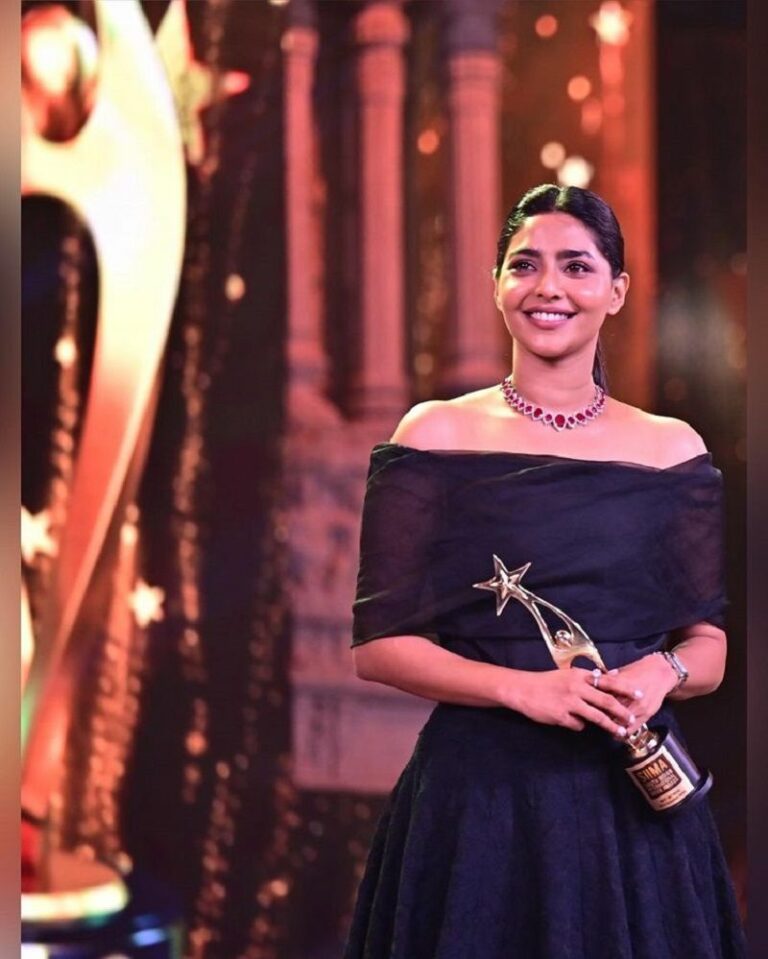 Aishwarya Lekshmi Wiki, Age, Boyfriend, Family, Biography & More - WikiBio