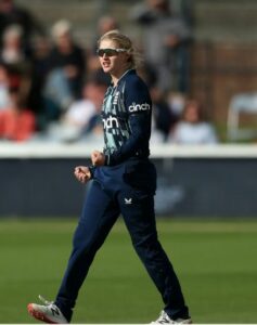 Charlie Dean Wiki, Hight, Age, Boyfriend, Family, Biography & More ...