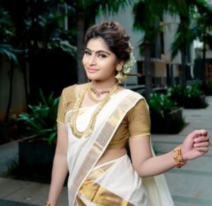 Queency Stanly (Bigg Boss Tamil 6) Wiki, Height, Age, Boyfriend, Family ...