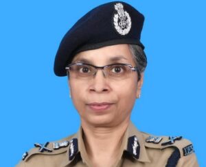 Rashmi Shukla (IPS) Wiki, Age, Husband, Family, Biography - WikiBio