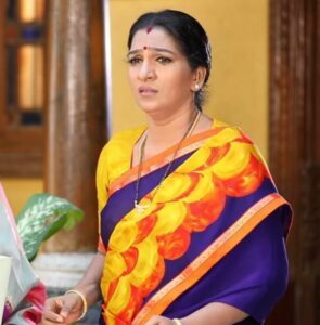 Shanthi Arvind Wiki, Age, Husband, Family, Biography & More - WikiBio