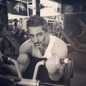 Tarun Arora Wiki, Height, Age, Wife, Family, Biography & More - WikiBio