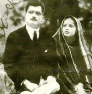 Sumitranandan Pant Wiki, Age, Death, Wife, Children, Family, Biography ...