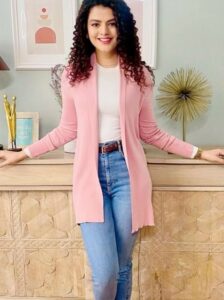 Palak Muchhal (Singer) Wiki, Height, Age, Husband, Family, Biography ...