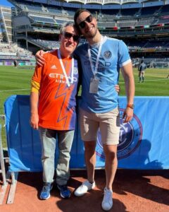 Dr Mike Varshavaski Wiki, Age, Girlfriend, Family, Biography & More ...