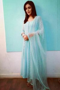 Coral Bhamra Wiki, Height, Age, Boyfriend, Family, Biography & More ...