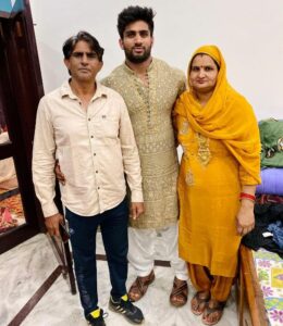 Nitin Chandila Wiki, Height, Age, Wife, Family, Biography & More - WikiBio