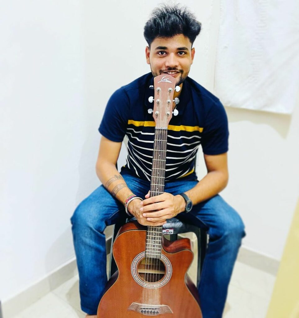 Pushkar Sharma Wiki, Age, Girlfriend, Family, Biography & More - WikiBio