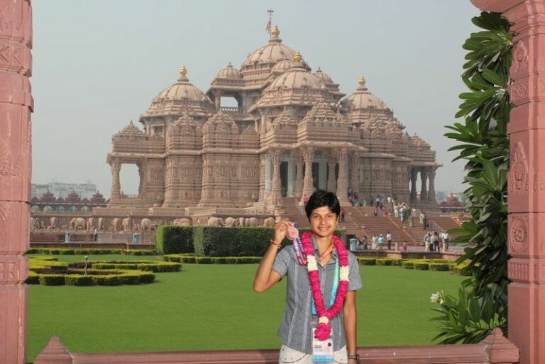 Srabani Nanda Wiki, Height, Age, Husband, Family, Biography & More ...