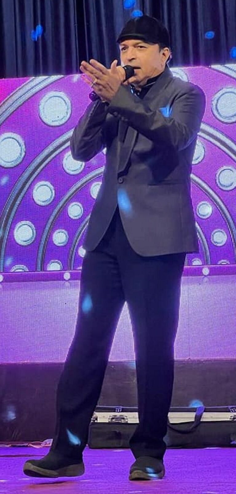 Altaf Raja Wiki, Age, Wife, Children, Family, Biography & More - WikiBio