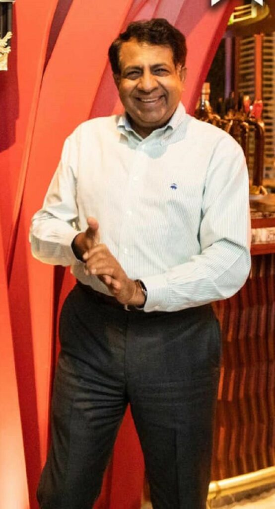 Anand Kripalu Wiki, Age, Wife, Children, Family, Biography & More - WikiBio