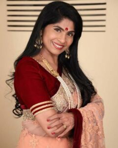 Atisha Naik Wiki, Height, Age, Husband, Family, Biography & More - WikiBio