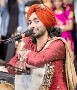 Satinder Sartaaj Wiki, Age, Wife, Family, Biography & More - WikiBio