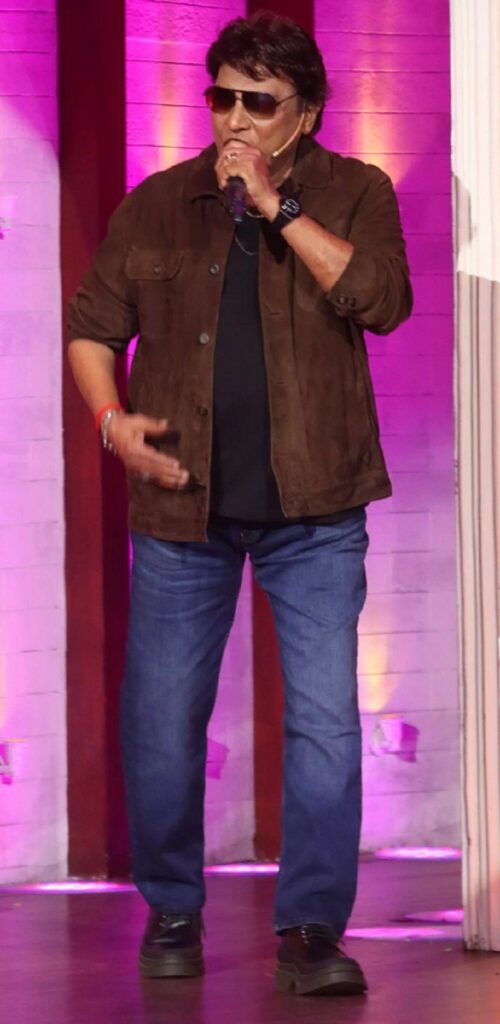 Shabbir Kumar Wiki, Age, Wife, Children, Family, Biography & More - WikiBio