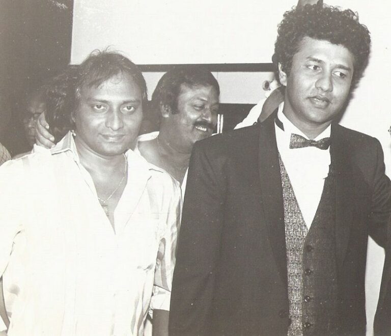Shabbir Kumar Wiki, Age, Wife, Children, Family, Biography & More - WikiBio