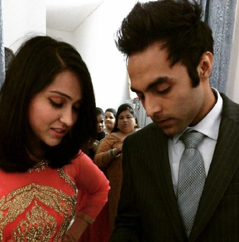 Shibani Bedi Wiki, Height, Age, Boyfriend, Family, Biography & More ...