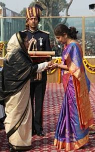 Vijay Salaskar Wiki, Death, Wife, Children, Biography & More - WikiBio