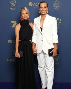 Ashleigh Gardner Wiki, Age, Girlfriend, Wife, Family, Biography - WikiBio