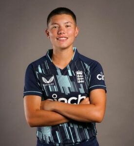 Isabelle Wong Wiki, Age, Boyfriend, Family, Biography & More - WikiBio