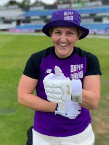 Laura Harris Wiki, Height, Age, Husband/Partner, Family, Biography ...