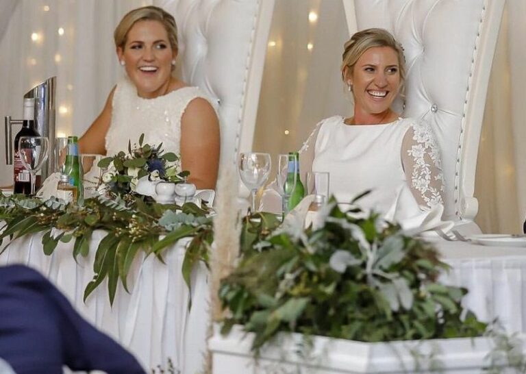 Laura Harris Wiki, Height, Age, Husband/Partner, Family, Biography ...