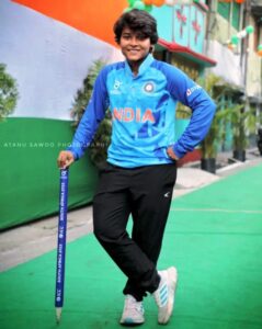 Hrishita Basu Wiki, Age, Family, Biography & More - WikiBio