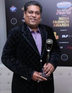 Vikas Malu Wiki, Age, Wife, Family, Biography & More - WikiBio
