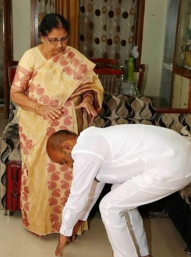 Bandi Sanjay Kumar Wiki, Age, Caste, Wife, Children, Family, Biography ...