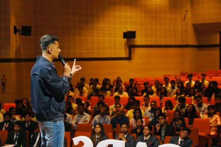 Prafull Billore (MBA Chai Wala) Wiki, Age, Wife, Family, Biography ...