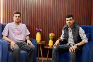 Prafull Billore (MBA Chai Wala) Wiki, Age, Wife, Family, Biography ...