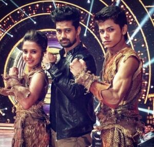 Siddharth Nigam Wiki, Height, Age, Girlfriend, Family, Biography & More - WikiBio