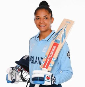 Sophia Dunkley Wiki, Age, Boyfriend, Family, Biography & More - WikiBio