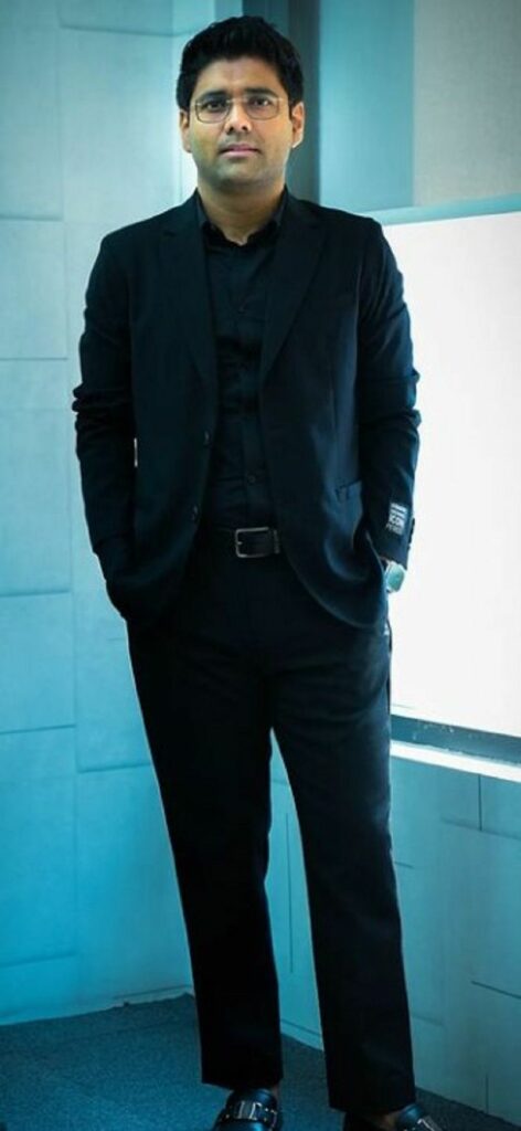 Abhinay Sharma Wiki, Age, Wife, Children, Family, Biography & More - WikiBio