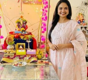 Apurva Gore Wiki, Height, Age, Boyfriend, Husband, Family, Biography & More - WikiBio