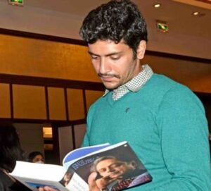 Arjun Chakrabarty Wiki, Age, Wife, Children, Family, Biography & More ...