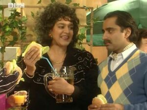 Meera Syal Wiki, Age, Husband, Family, Biography & More - WikiBio