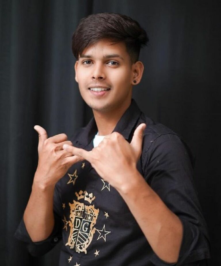 Preet Sandhu Wiki, Height, Age, Girlfriend, Family, Biography & More ...