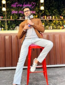 Ravinder Singh (Author) Wiki, Age, Girlfriend, Wife, Family, Biography ...